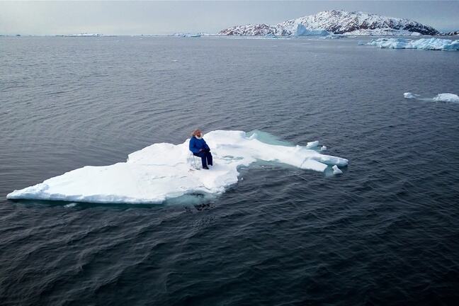 Artificial ocean fertilization