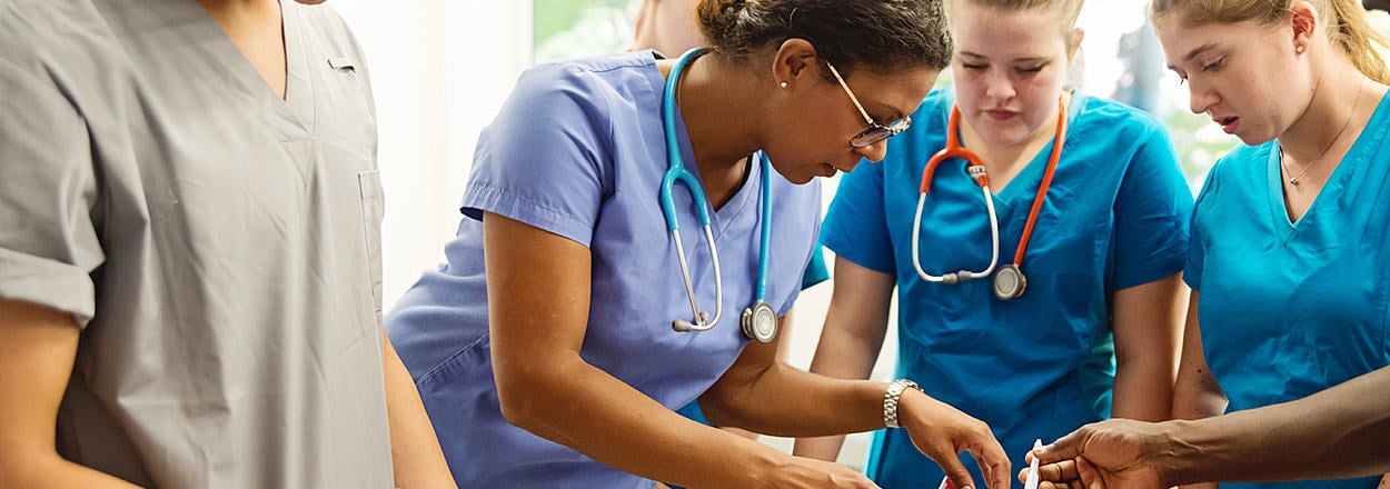 Teaching Healthcare Professionals - Online Microcredential - FutureLearn